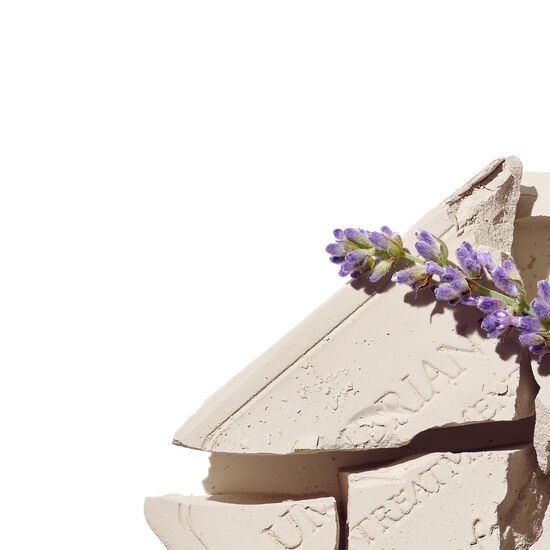 Fresh Umbrian Clay Collection Removes Skin Impurities - Fresh